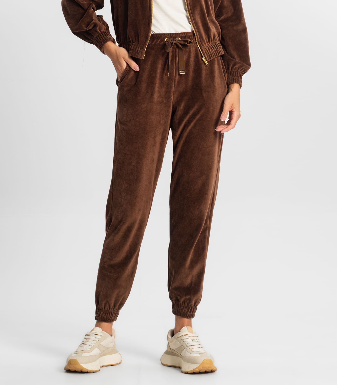 Conjunto Jaqueta com Calça Plush Endless Marrom - Endless